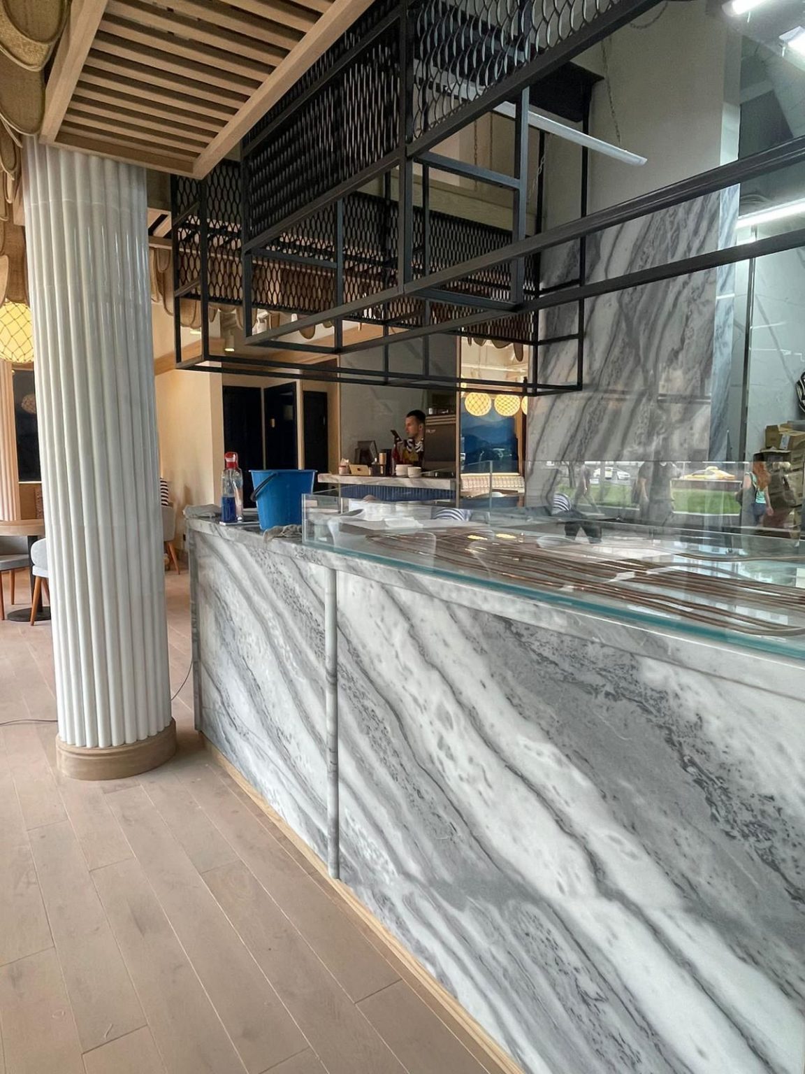 Marble Tables Used in Cafes, Advantages, Disadvantages and Colour ...